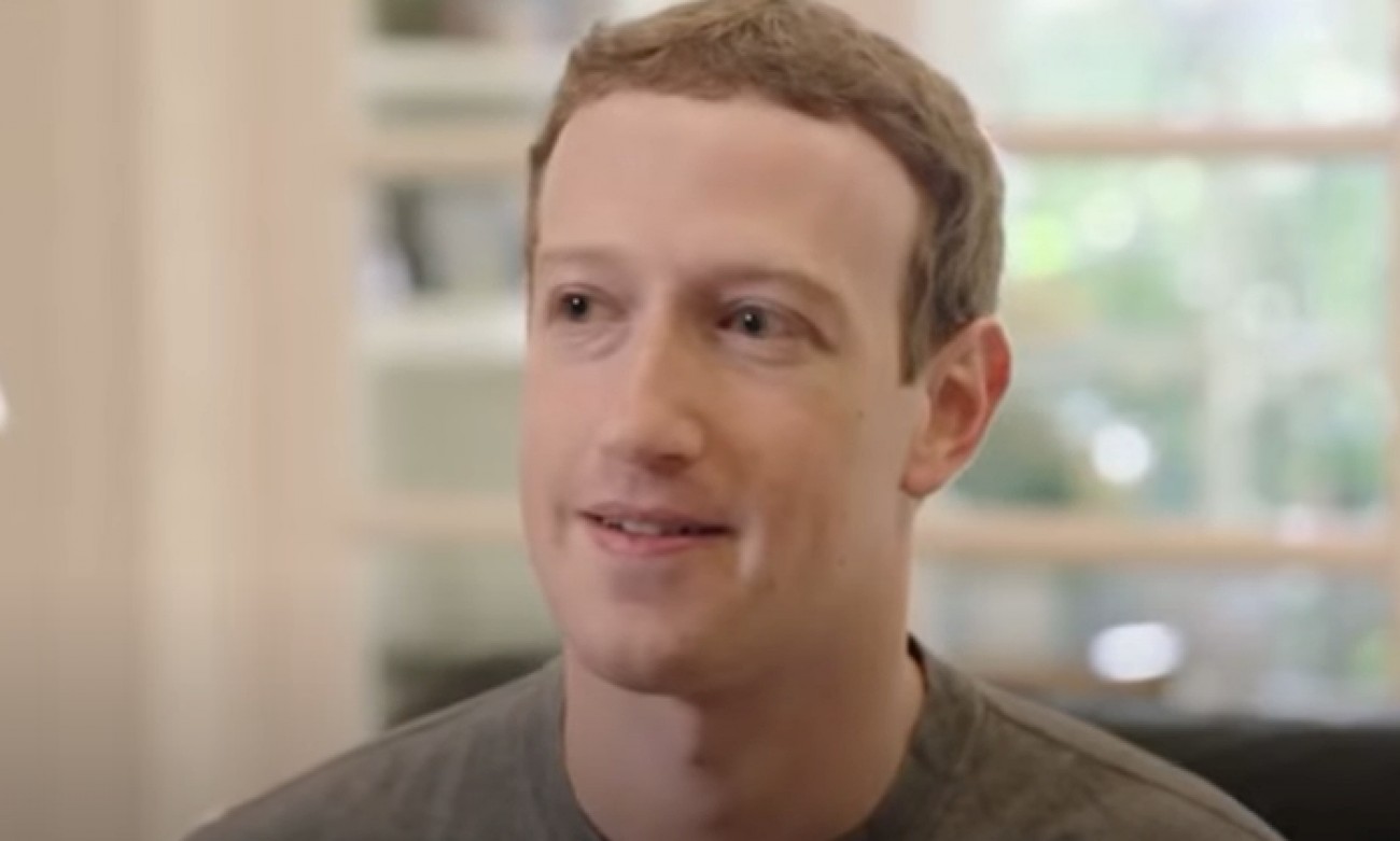 Mark Zuckerberg, dono do Face, Insta e Whats, perde mais da metade da ...